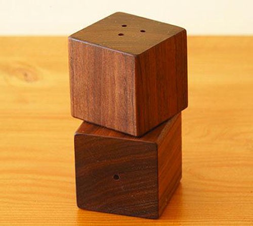 25 Creative Salt and Pepper Shakers | Amusing Planet